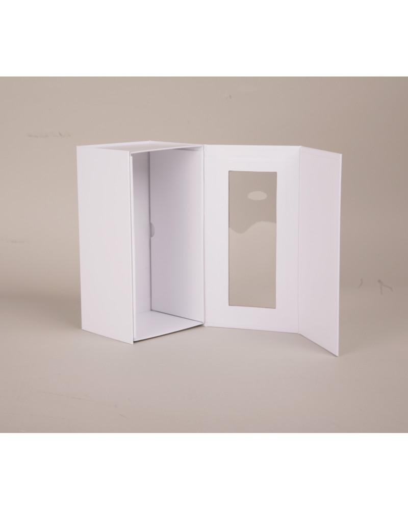 Clearbox -magnetic box with display window
