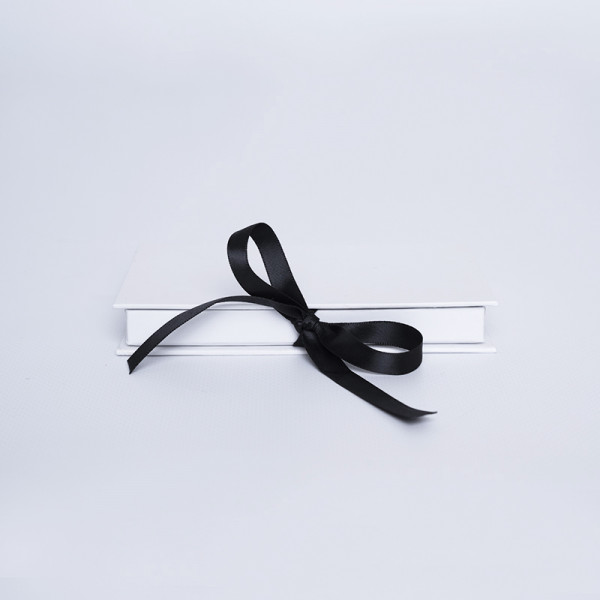 Concorde card holder with satin closing tape