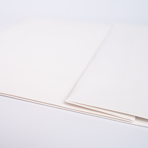 Pochette Paper pouch - Flap closure